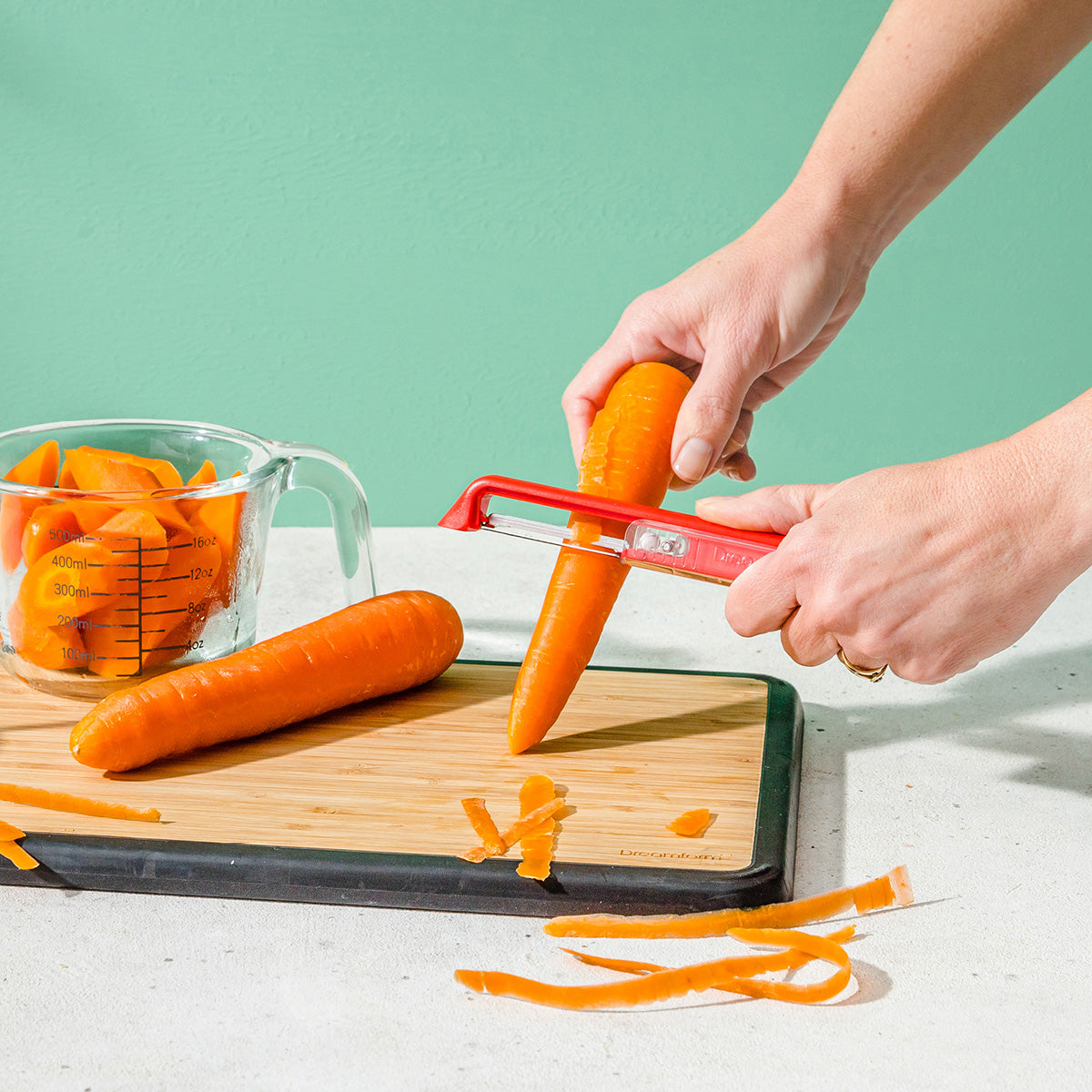 Sharple - Vegetable Peeler – Ladles & Linens Kitchen Shoppe
